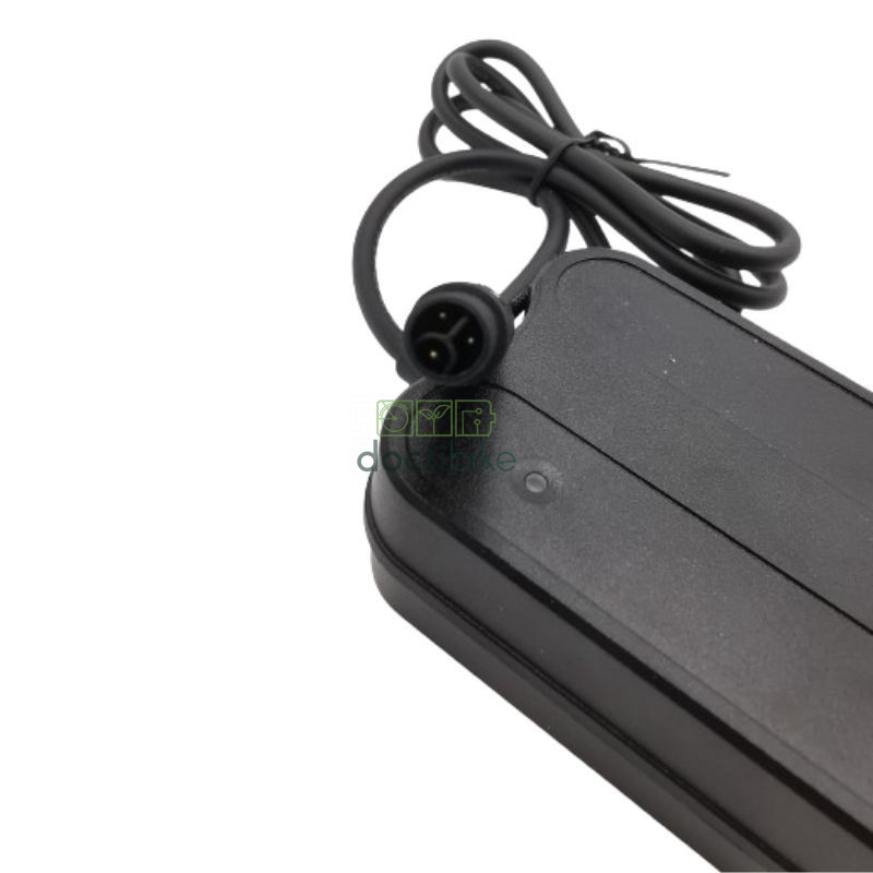 Charger 36V 2Ah Arcade 3-pin round plug